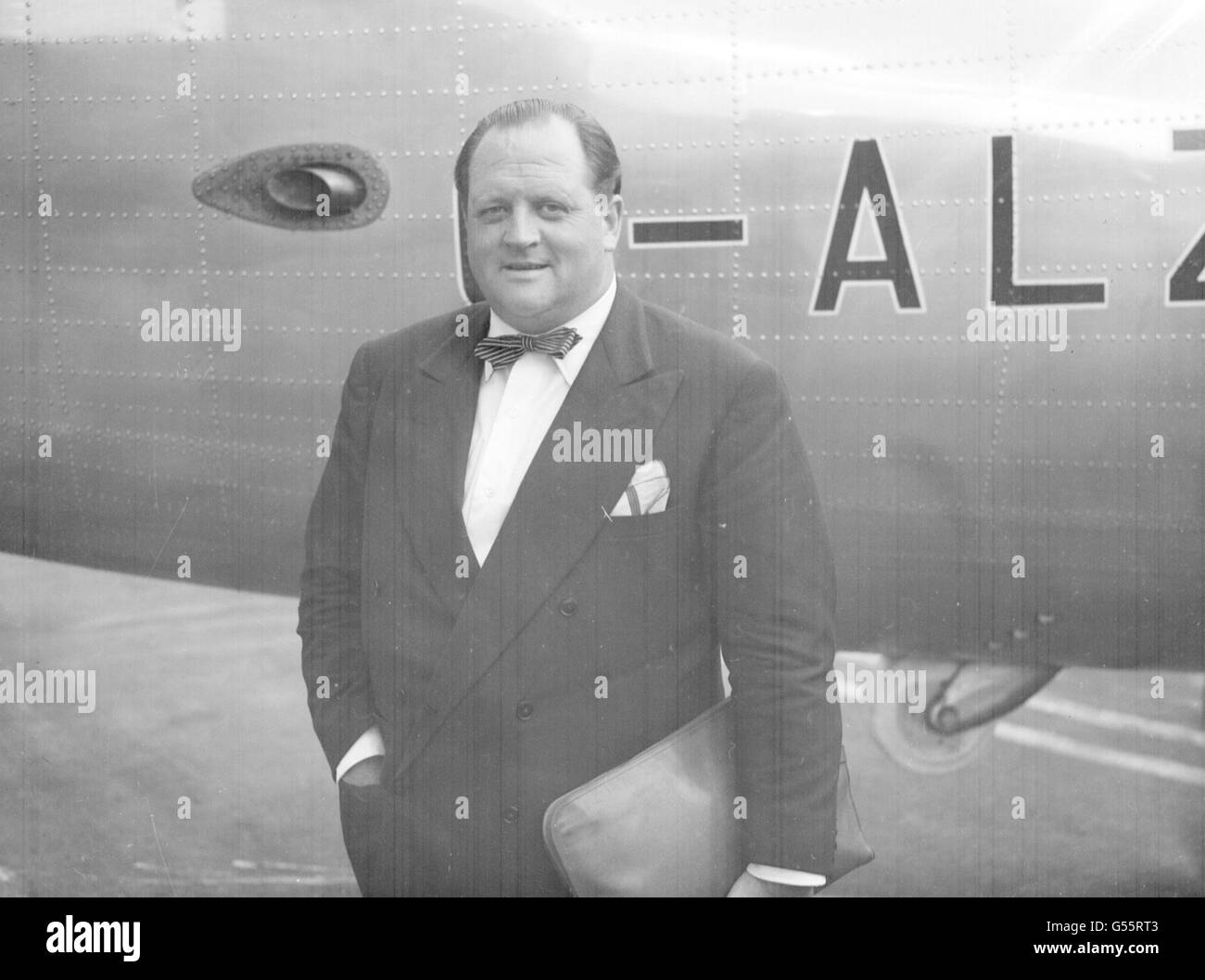 Richard dimbleby hi-res stock photography and images - Alamy