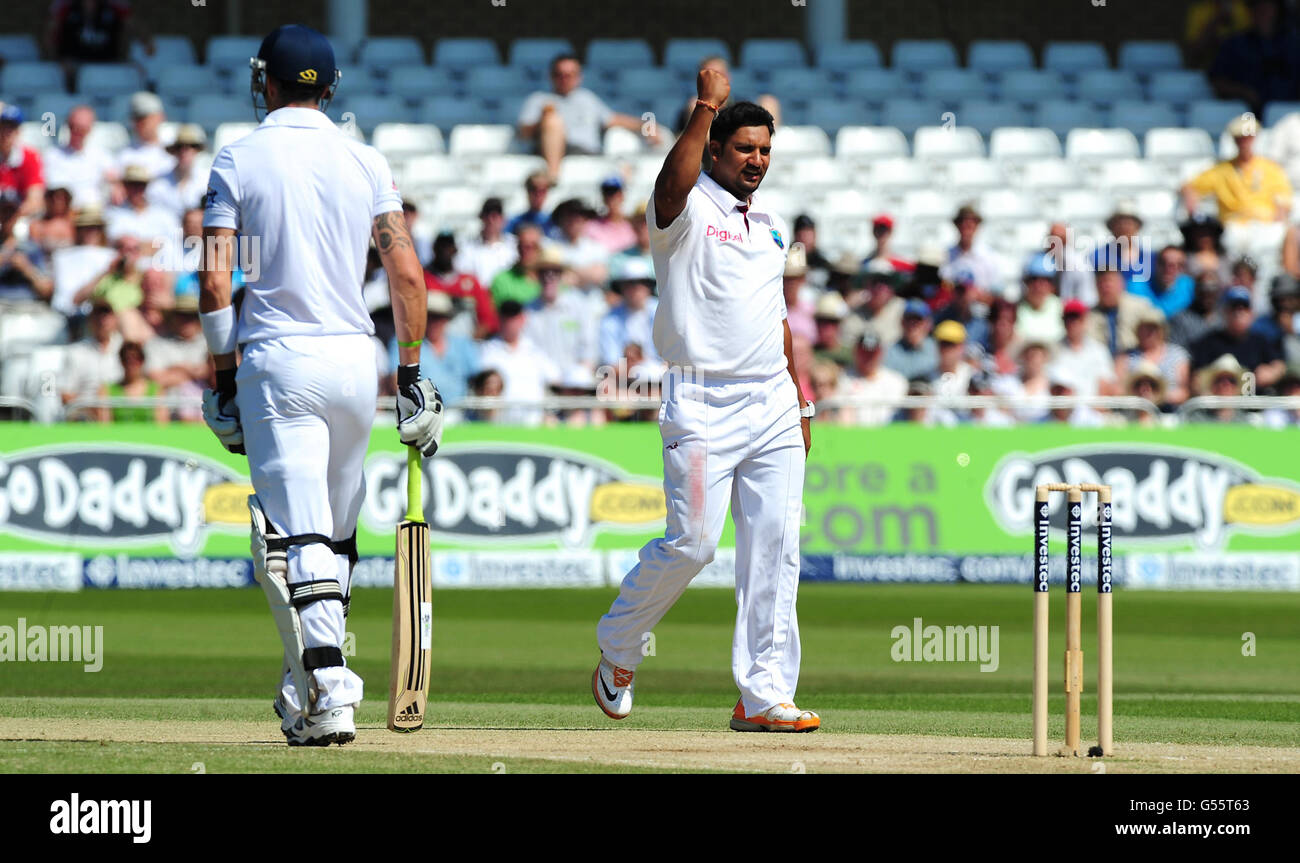 West Indies Ravi Rampaul celebrates the wicket of England's Kevin ...