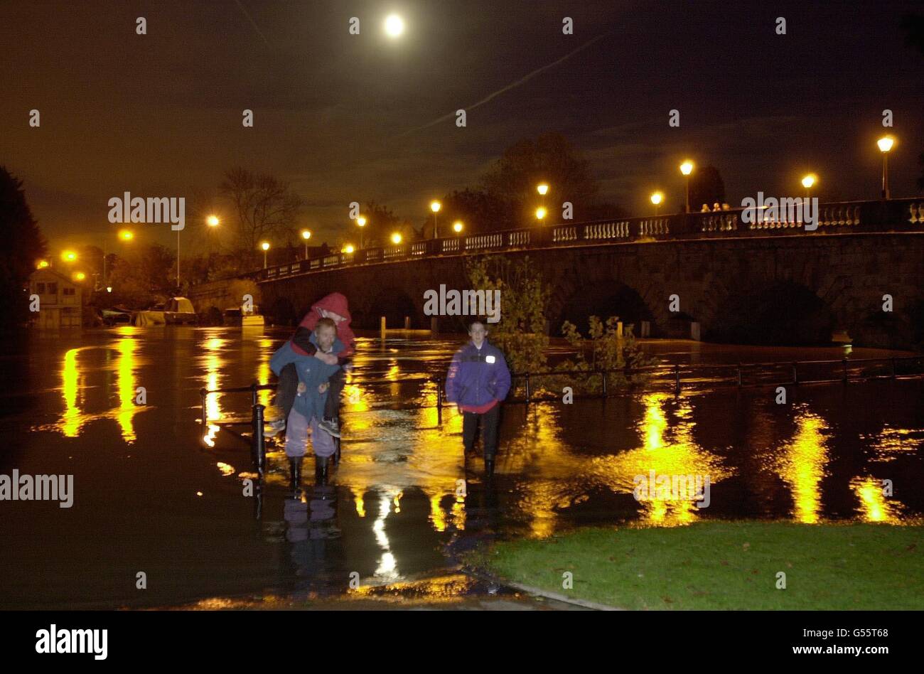 Maidenhead Floods, Thames Stock Photo - Alamy