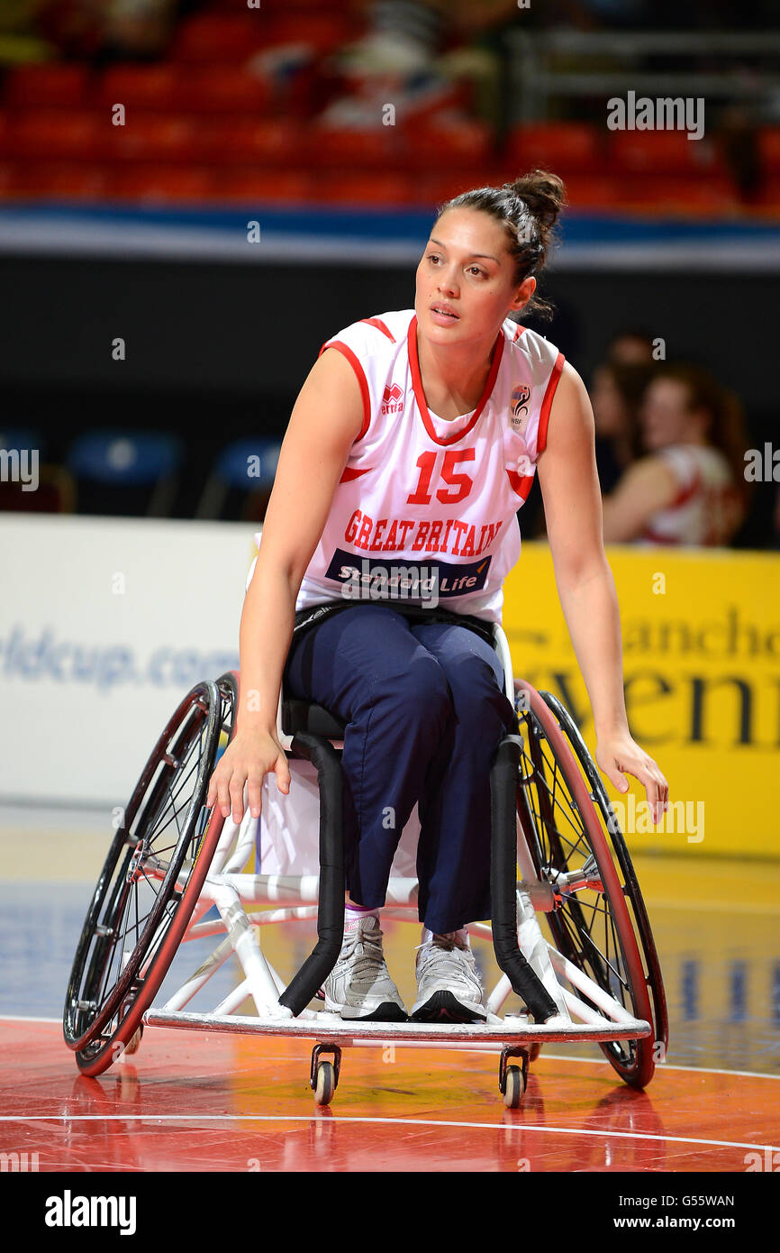 Sarah mcphee hi-res stock photography and images - Alamy