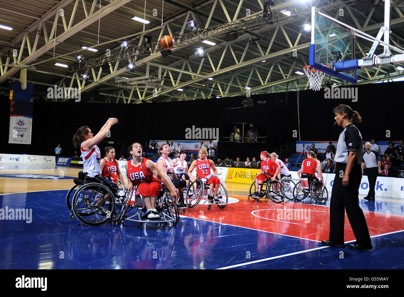 Great Britain's Helen Freeman goes for a three pointer Stock Photo - Alamy