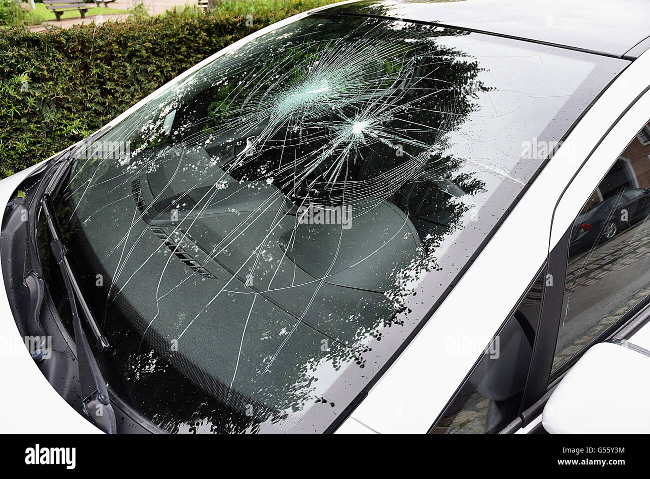 Broken Car Windshield from outside the car Stock Photo - Alamy