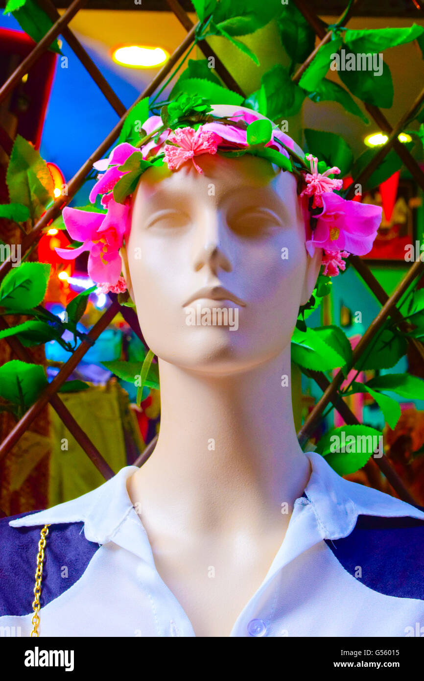Lifelike mannequin hi-res stock photography and images - Alamy