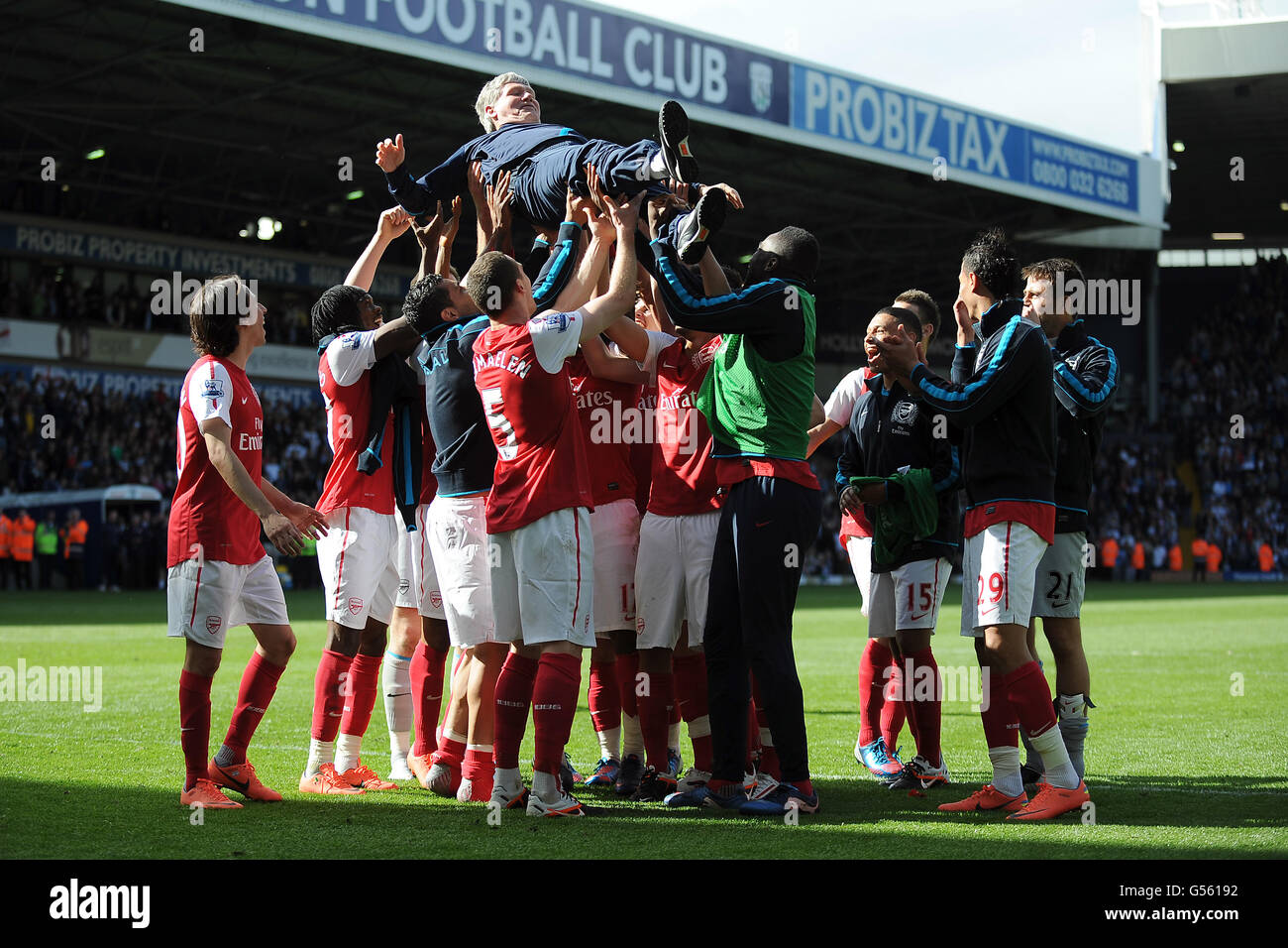Arsenals assistant manager hi-res stock photography and images - Alamy