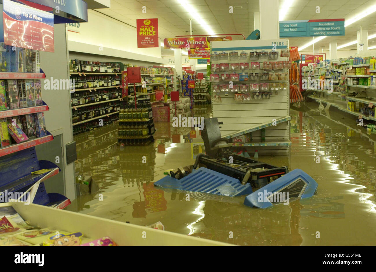 The inside of somerfields supermarket in the centre of uckfield hi-res ...