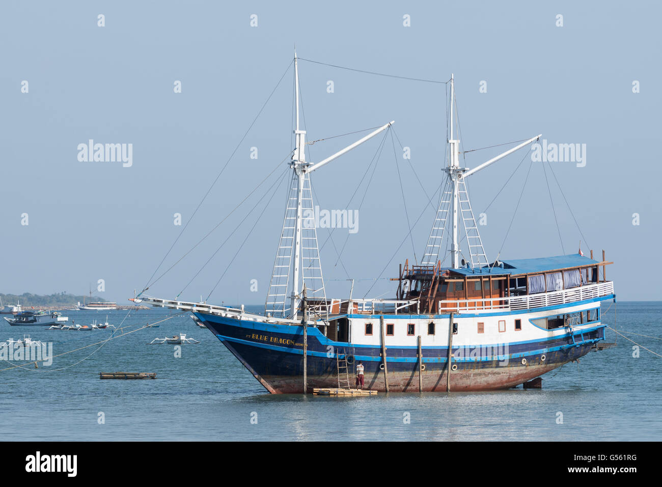 Indonesia, Sulawesi Selatan, Bulukumba, sailing ship on the water Stock ...