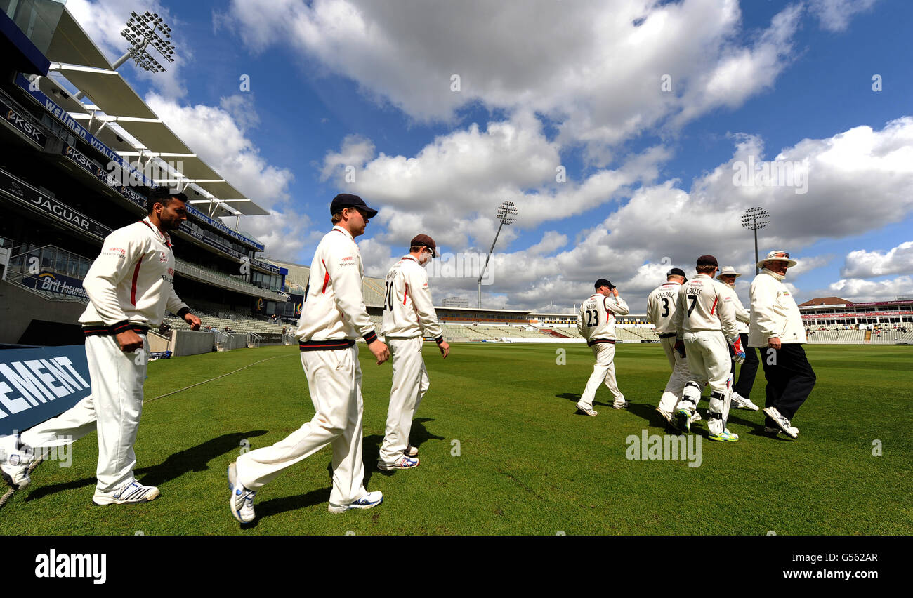 Cricket - LV= County Championship - Division One - Warwickshire v ...