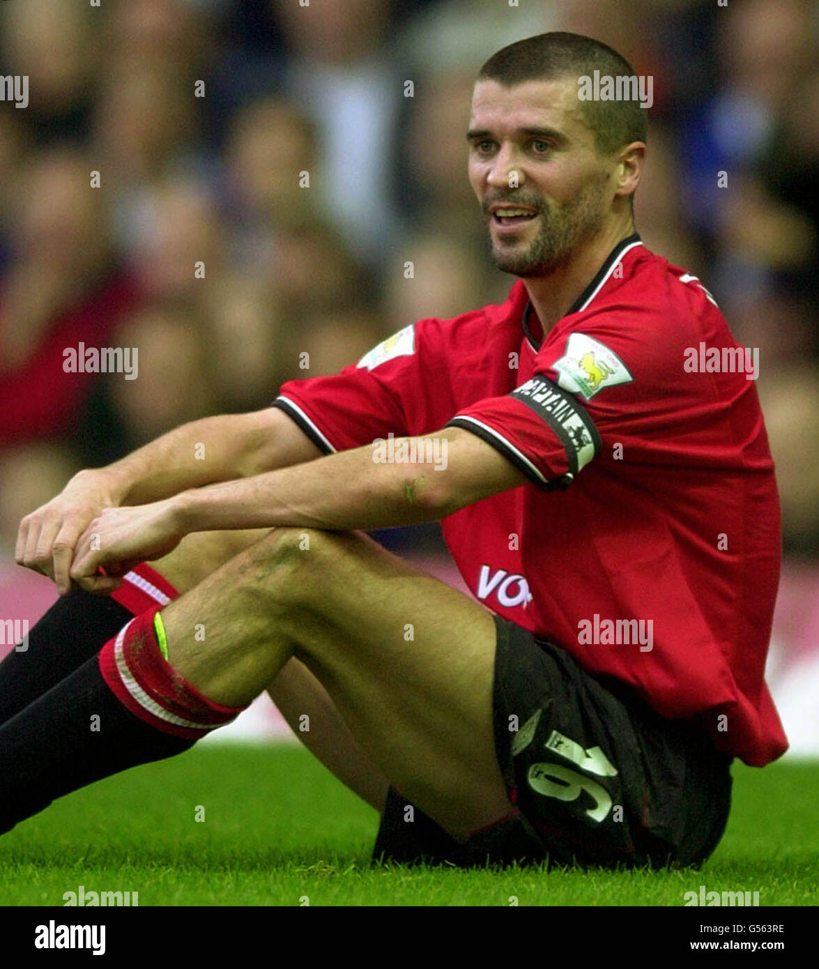 Football man utd captain action hi-res stock photography and images - Alamy