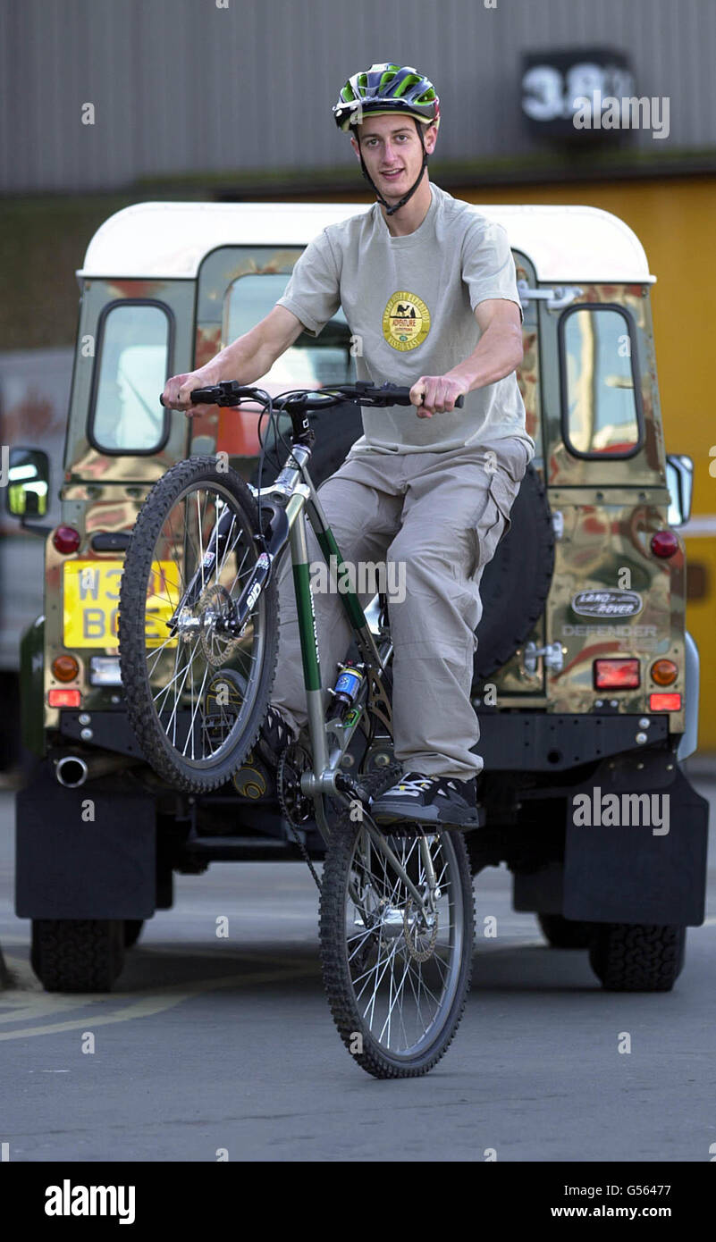 Land Rover mountain bikes Stock Photo - Alamy