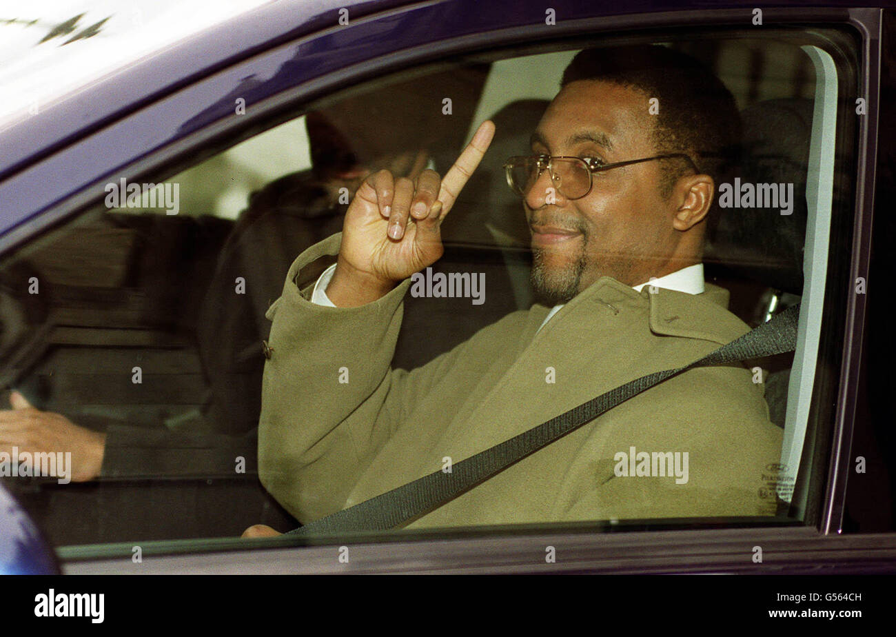 Boxing brain hi-res stock photography and images - Alamy
