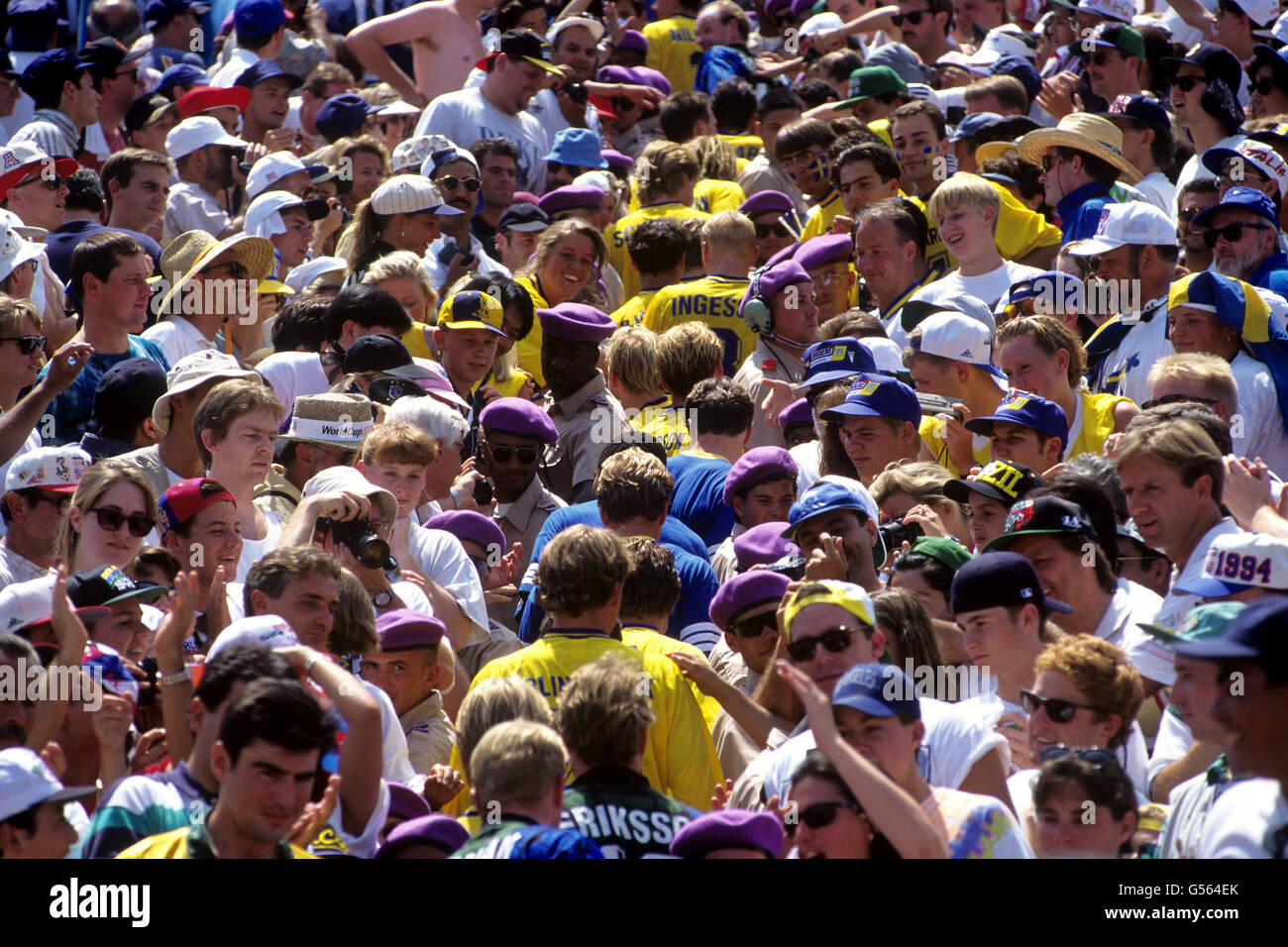 Swedish sweden football team players hi-res stock photography and ...