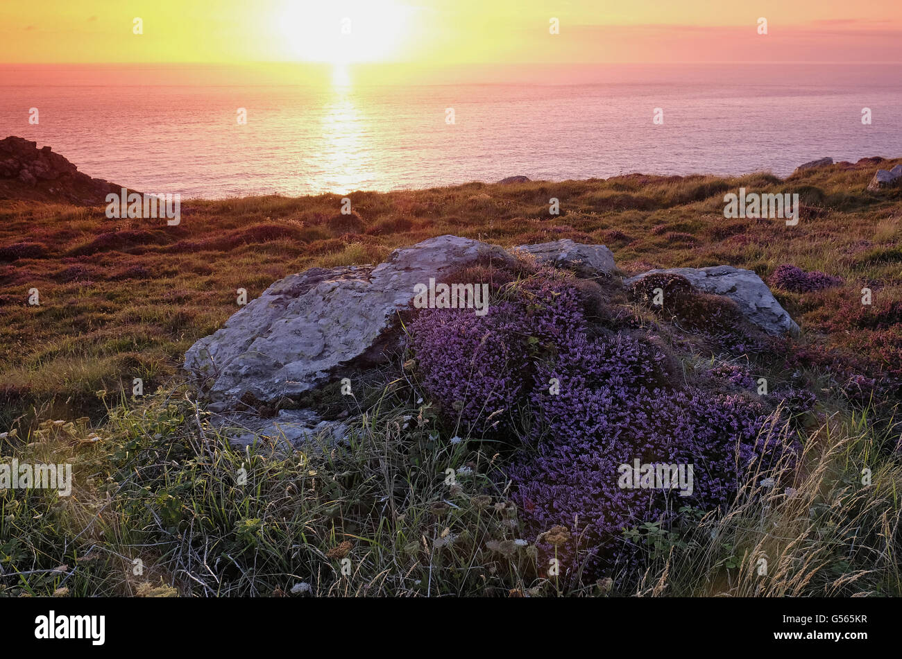 Pendeen sunset cornwall hi-res stock photography and images - Alamy