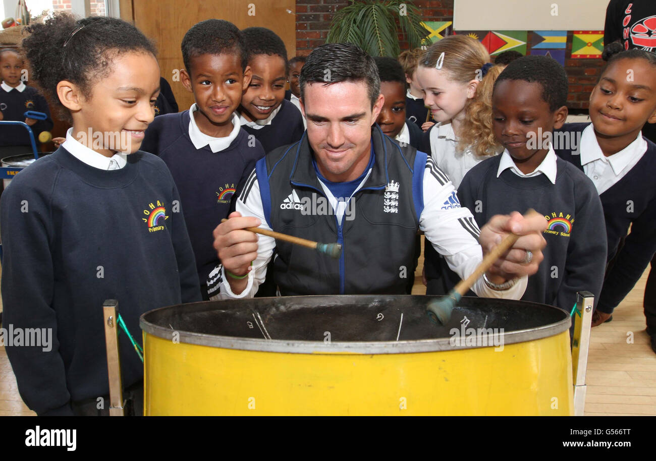 Chance to Shine's Brit Insurance National Cricket Day Stock Photo - Alamy