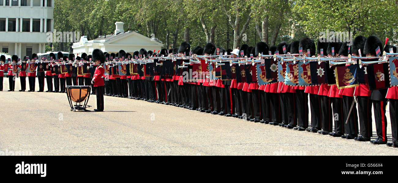 Fanfare trumpeters hi-res stock photography and images - Alamy