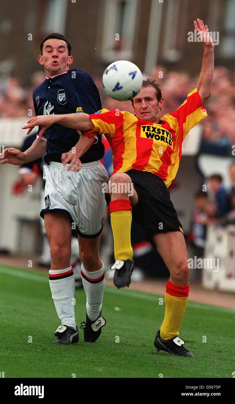 TONY SHEPARD, PATRICK THISTLE, HOLDS OFF JASON DAIR, RAITH ROVERS ...