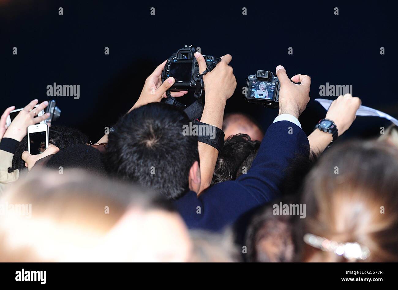 Cameron diaz and fans hi-res stock photography and images - Alamy