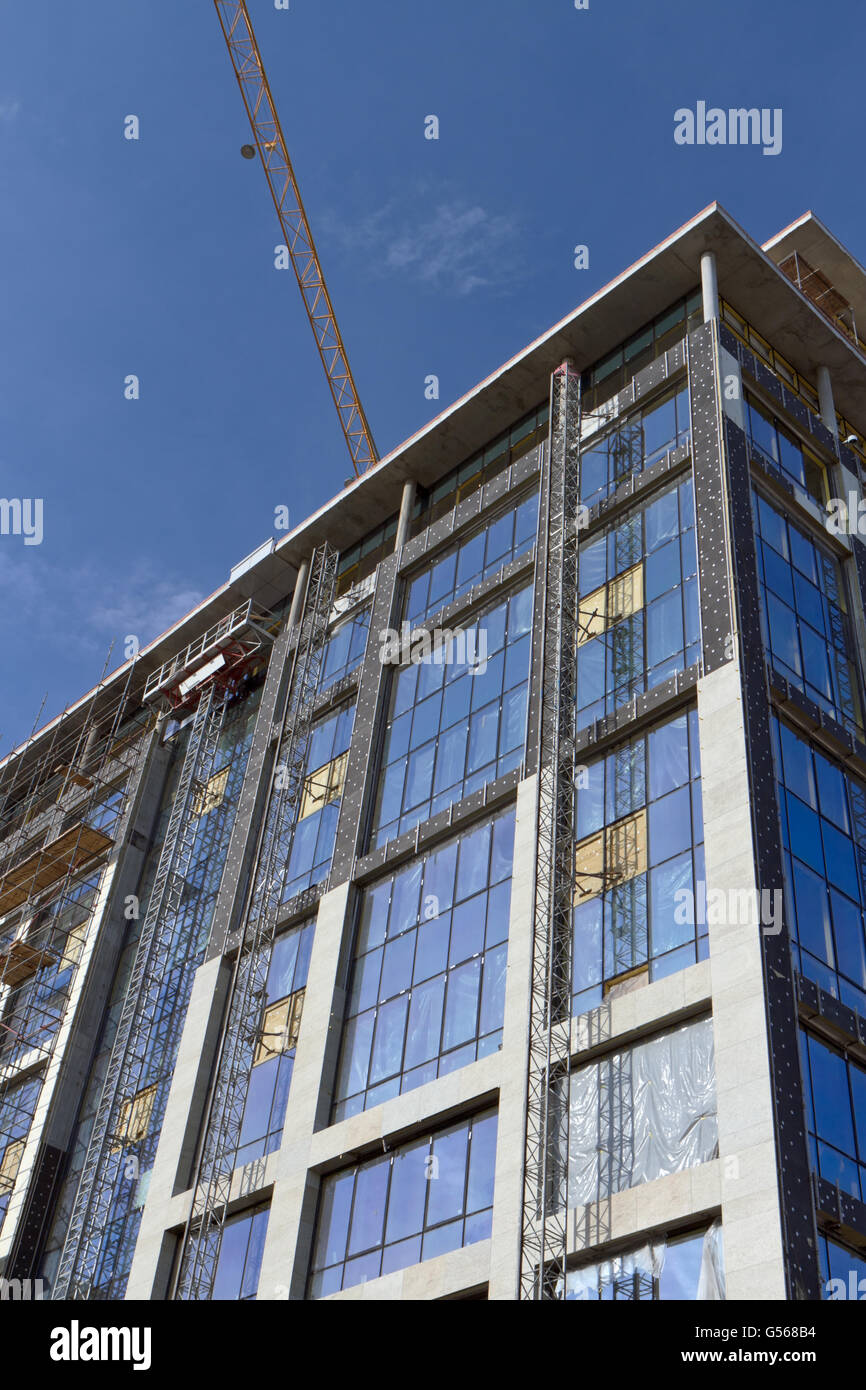 Concrete building under construction Stock Photo - Alamy