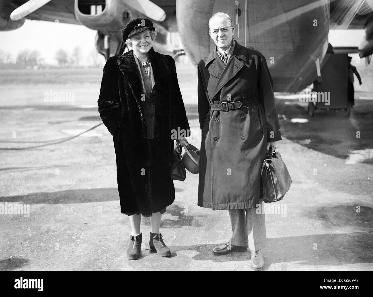 Lady isobel cripps hi-res stock photography and images - Alamy