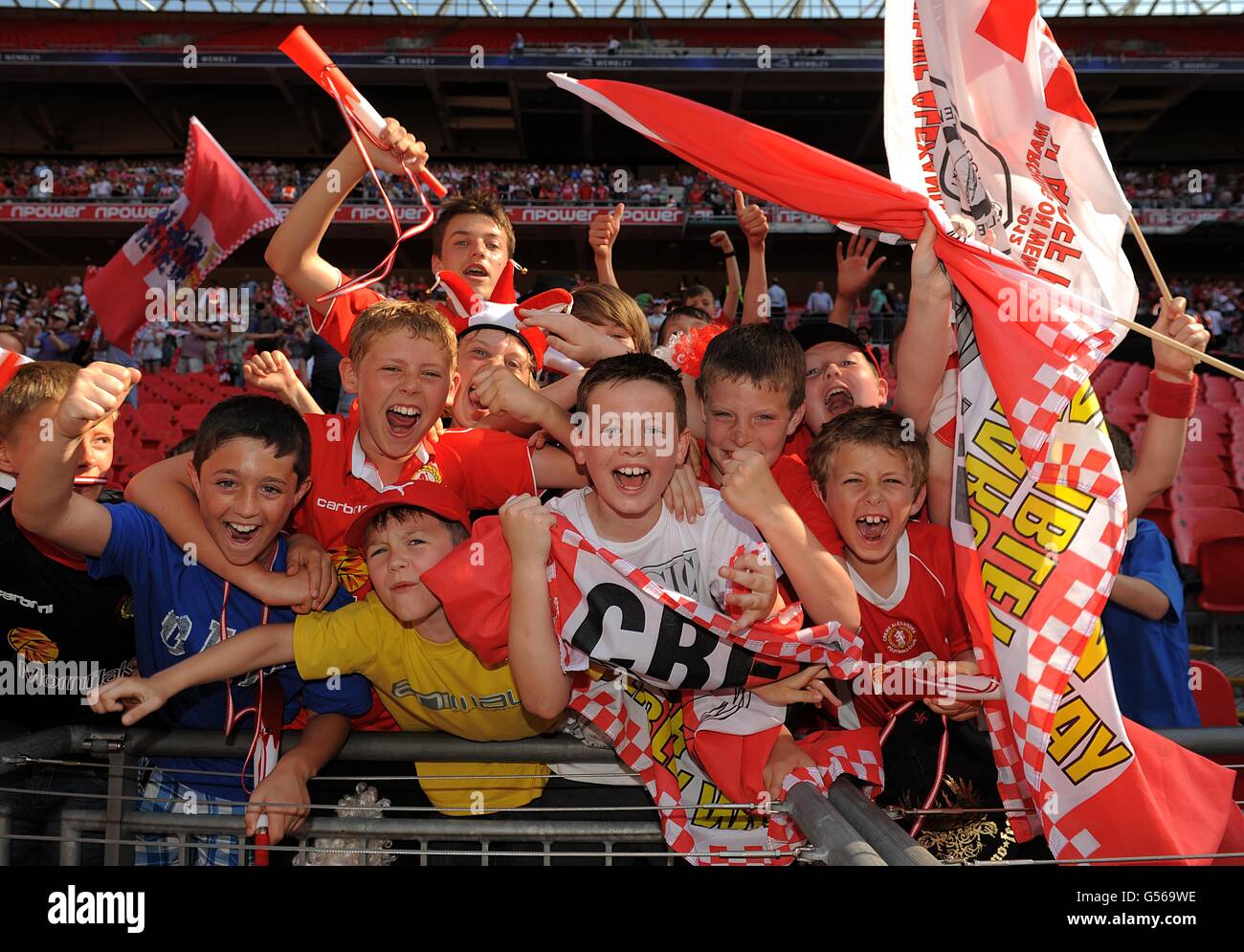 Crewe alexandra wembley hi-res stock photography and images - Alamy