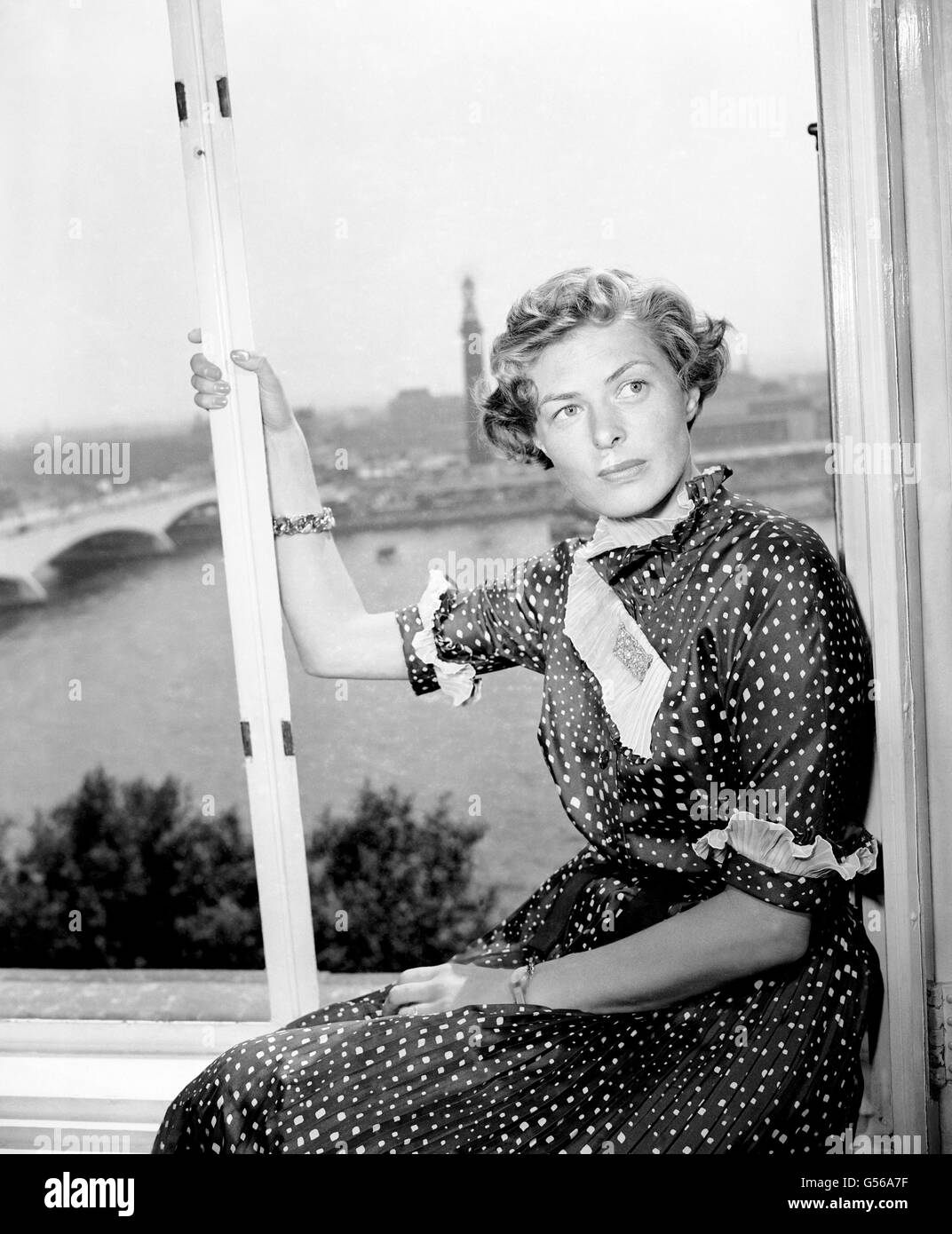 Swedish film actress ingrid bergman at the savoy hotel hi-res stock ...