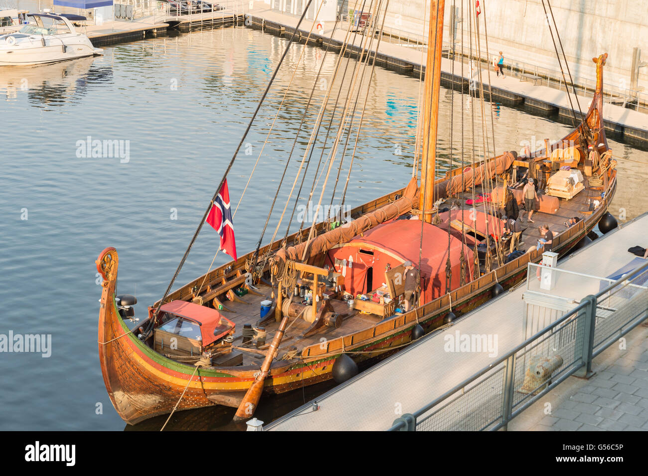 Draken harald hårfagre hi-res stock photography and images - Alamy