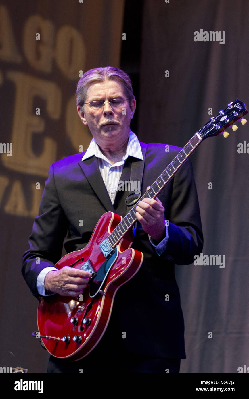 Billy flynn chicago hi-res stock photography and images - Alamy