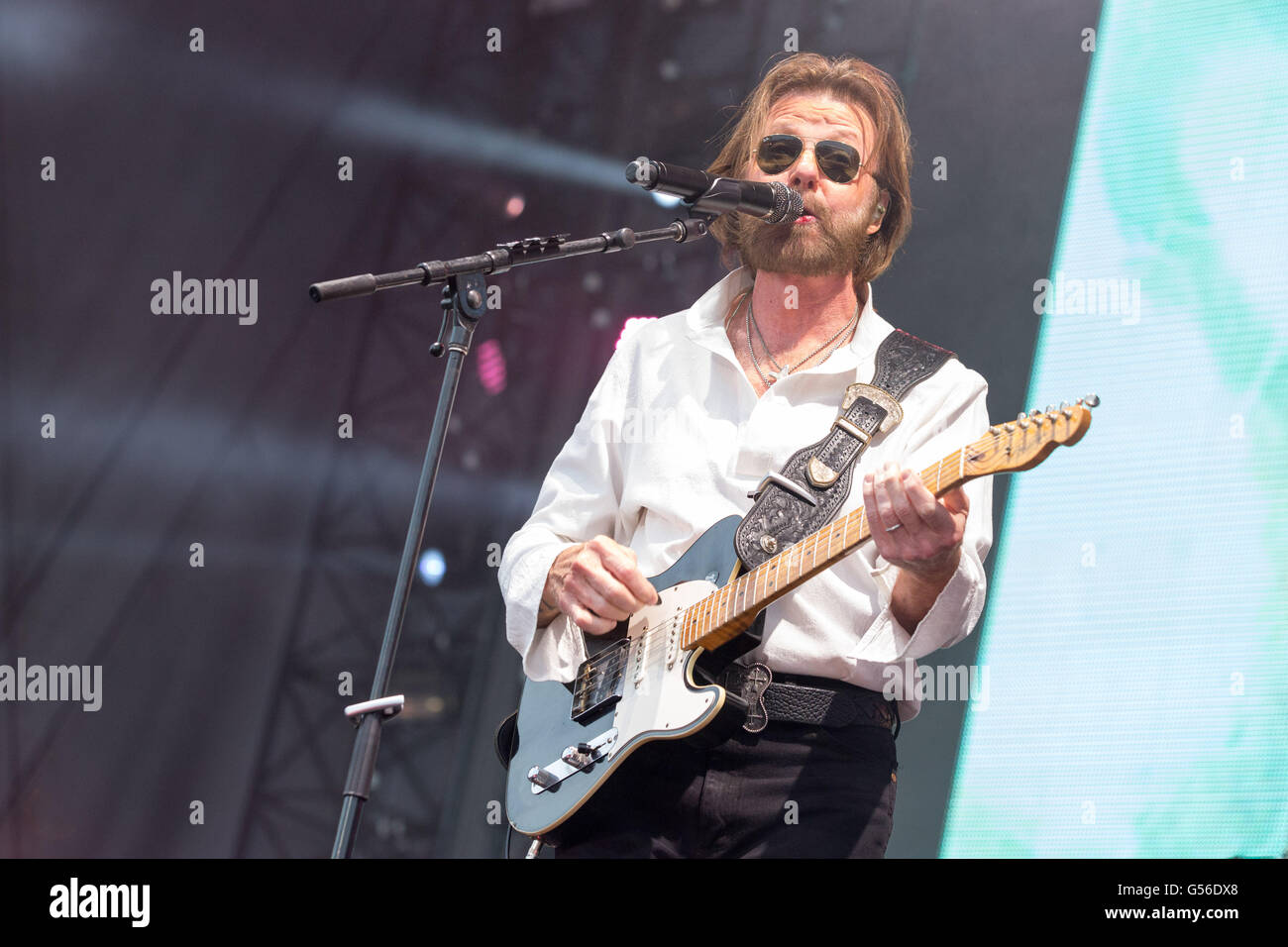 Ronnie dunn hi-res stock photography and images - Alamy
