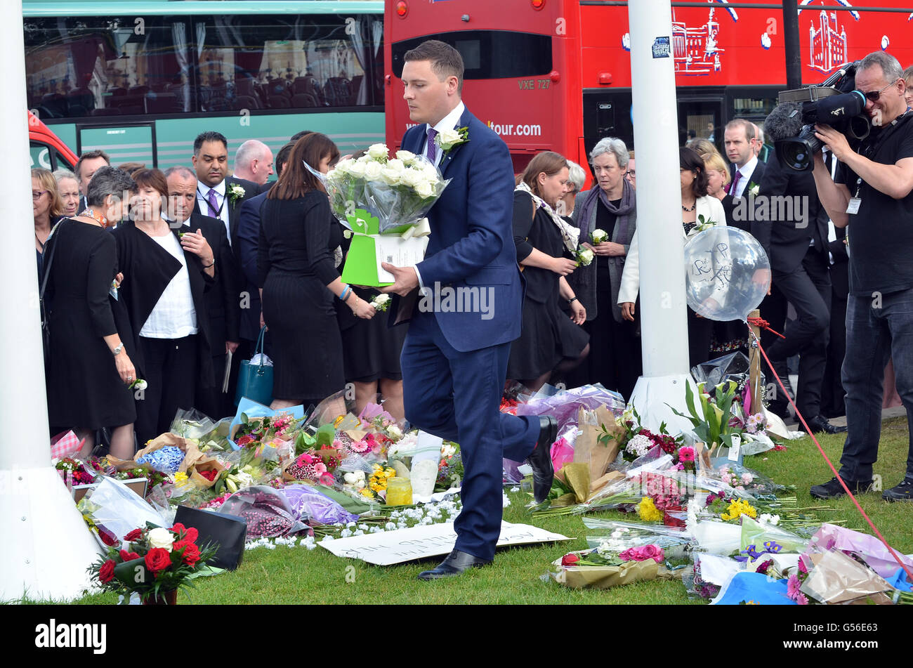 Peter Kyle Labour High Resolution Stock Photography and Images - Alamy