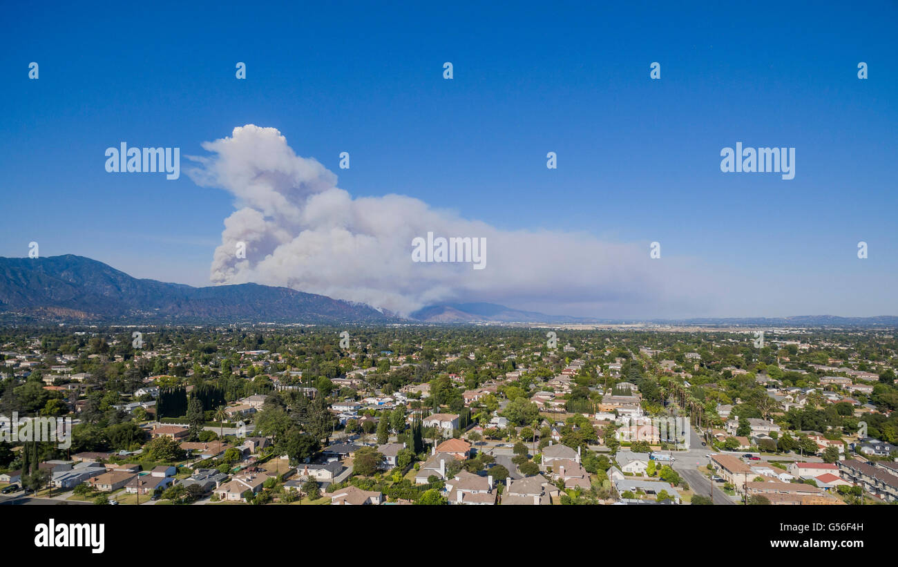 Los Angeles, USA. 20th June, 2016. Super big fire happen around San ...
