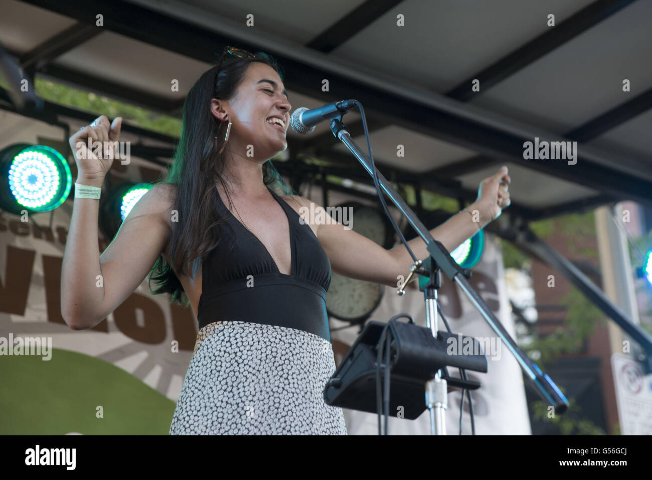 Chicago, Illinois, USA. 19th June, 2016. Catherine Poulos performing ...