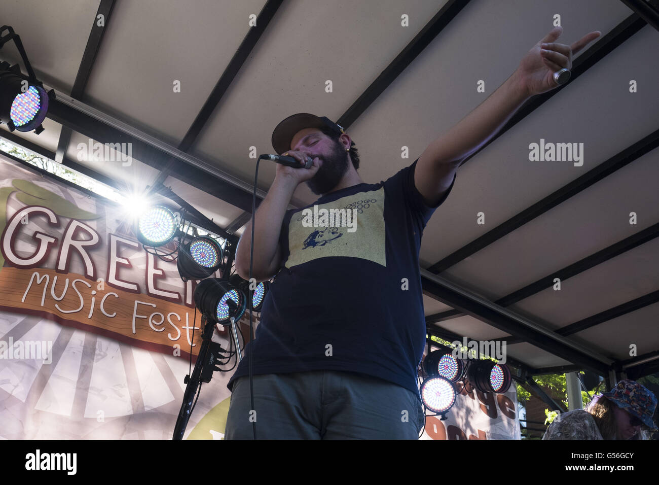 Rich jones hi-res stock photography and images - Alamy