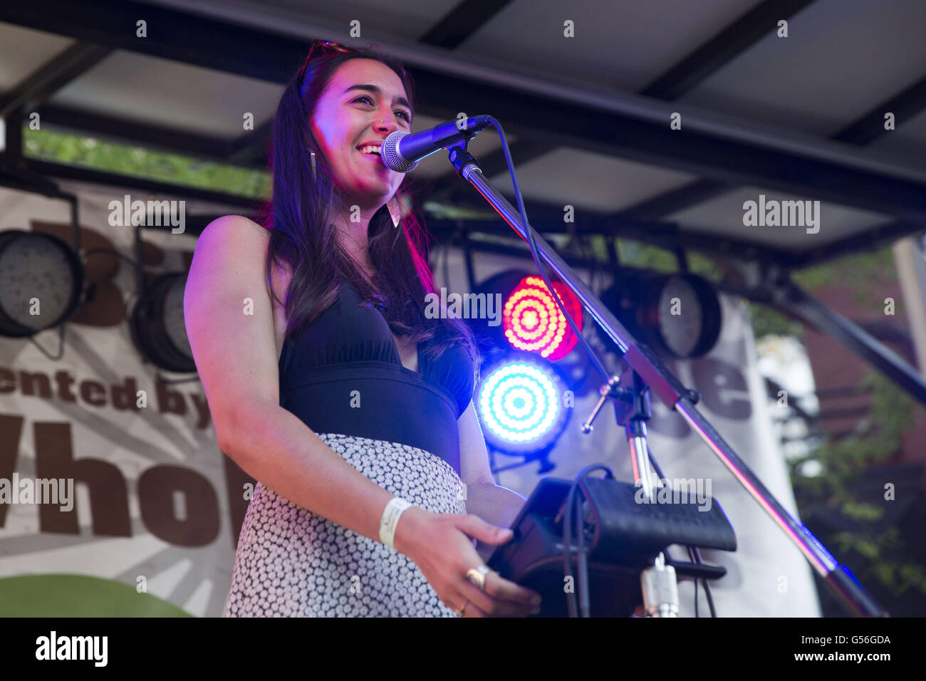 Chicago, Illinois, USA. 19th June, 2016. Catherine Poulos performing ...