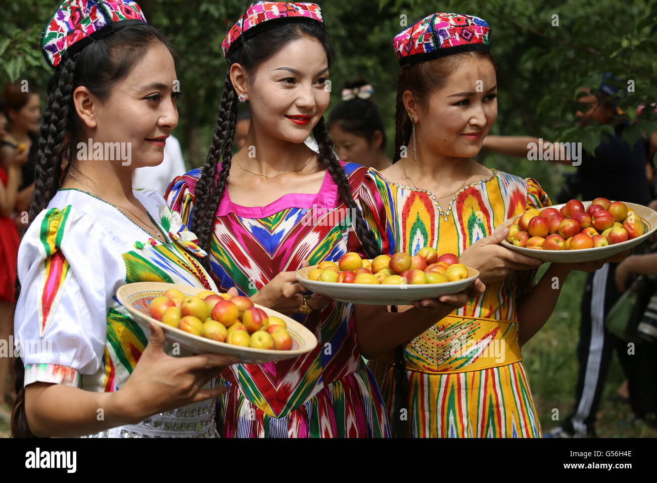 Uygur atlas hi-res stock photography and images - Alamy