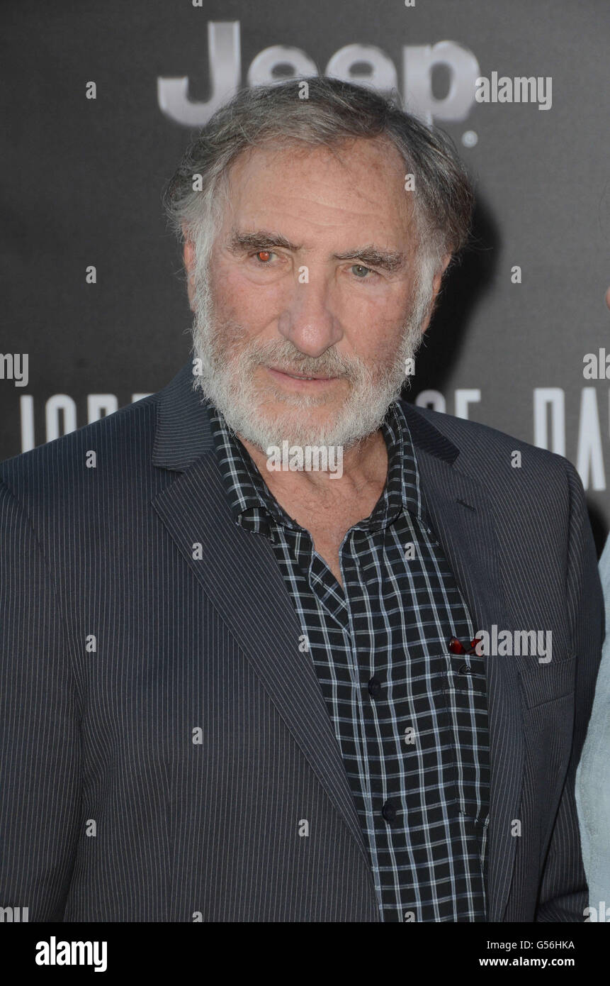 Judd Hirsch Independence Day High Resolution Stock Photography and ...