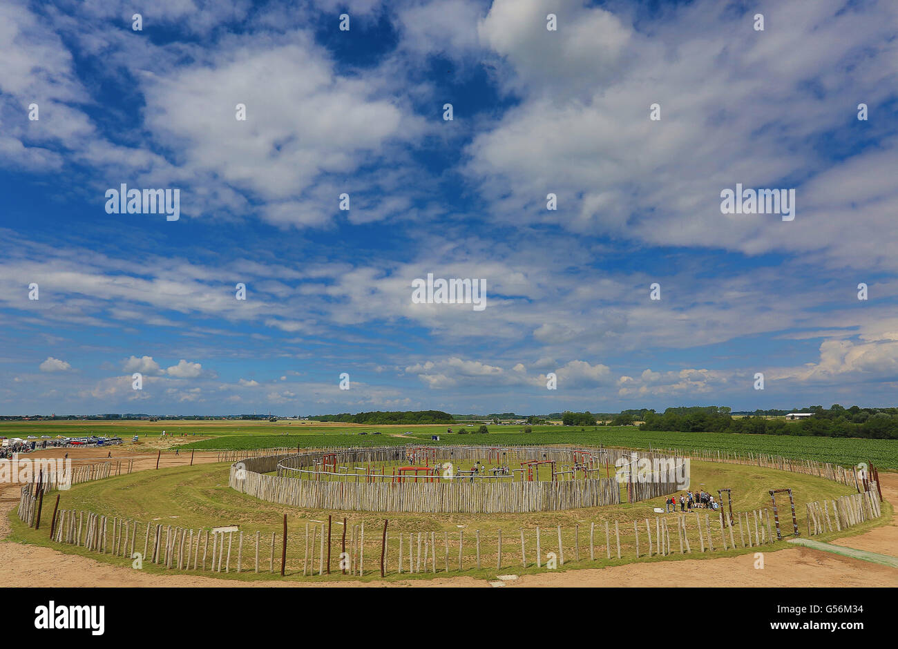 Roughly circular hi-res stock photography and images - Alamy