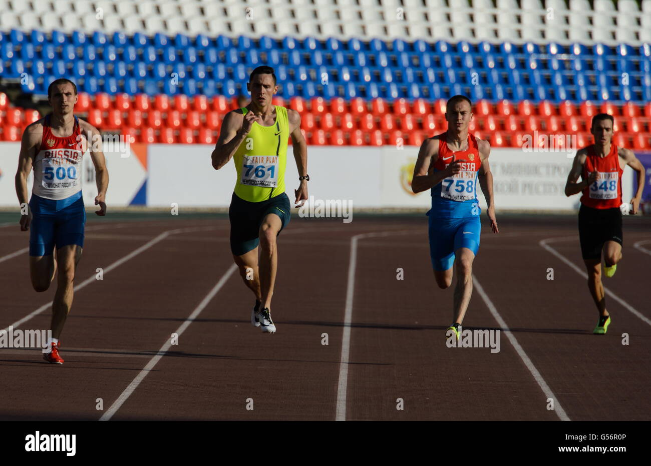 Mens 400m Race High Resolution Stock Photography and Images - Alamy