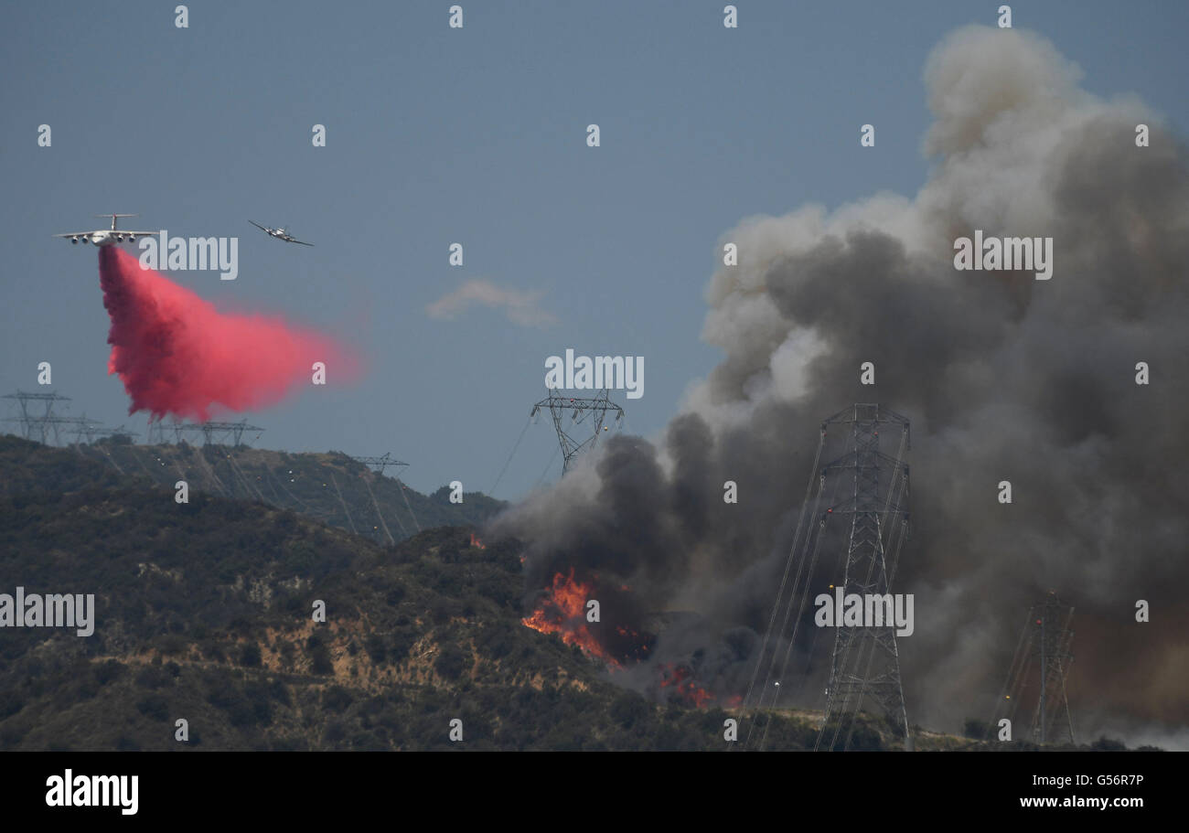 Azusa California, USA. 20th June, 2016. Firefighters battle the heat ...