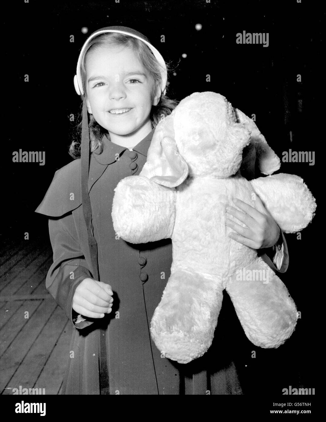 LIZA MINNELLI, FIVE YEAR OLD DAUGHTER OF ACTRESS JUDY GARLAND, SEEN ...