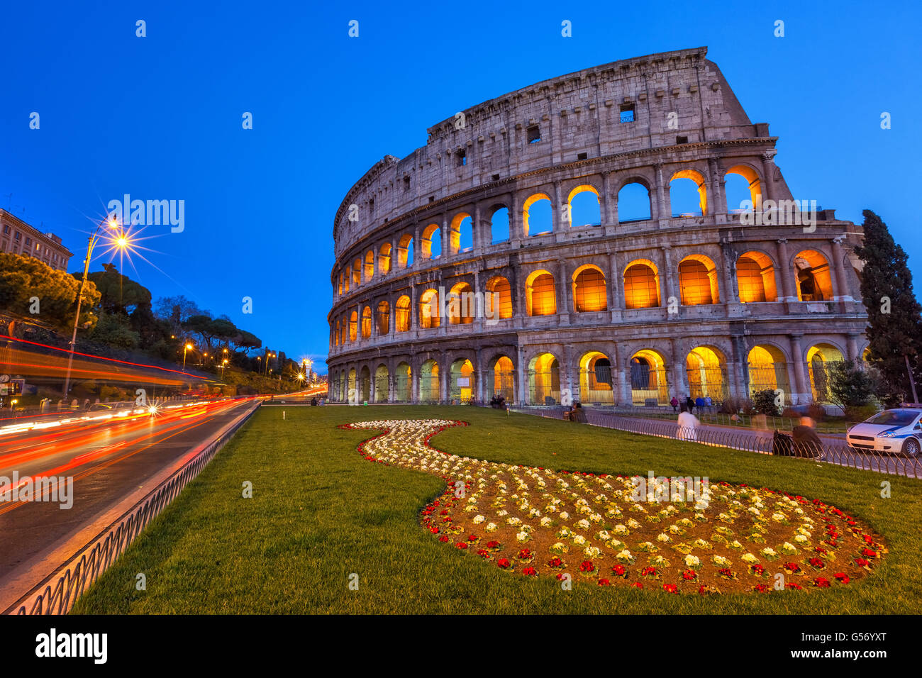 Colosseum at night Stock Photo - Alamy