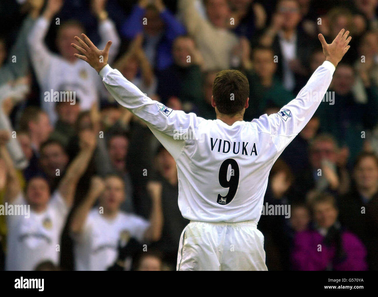 Sport football shirt mark viduka hi-res stock photography and images ...