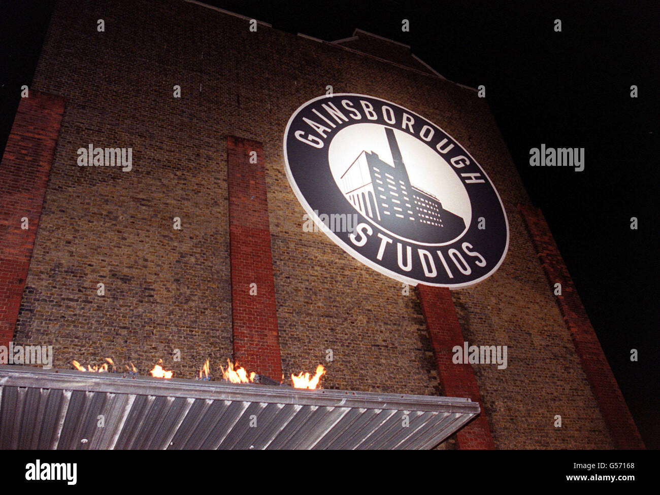 Bbc2 logo hi-res stock photography and images - Alamy