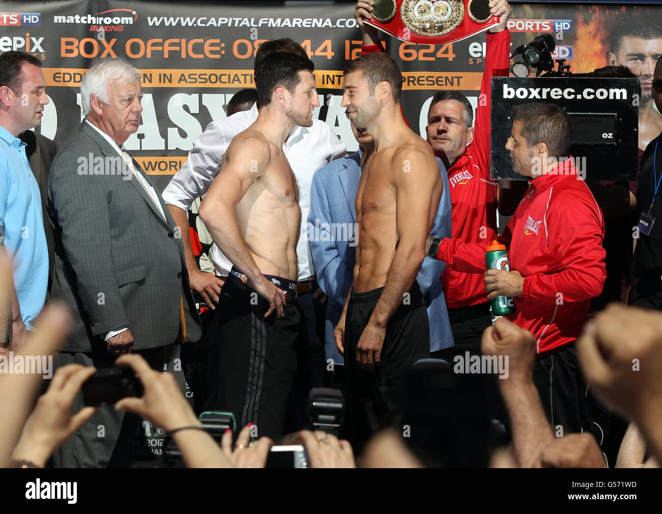 Boxing - IBF Super Middleweight Title - Carl Froch v Lucian Bute ...