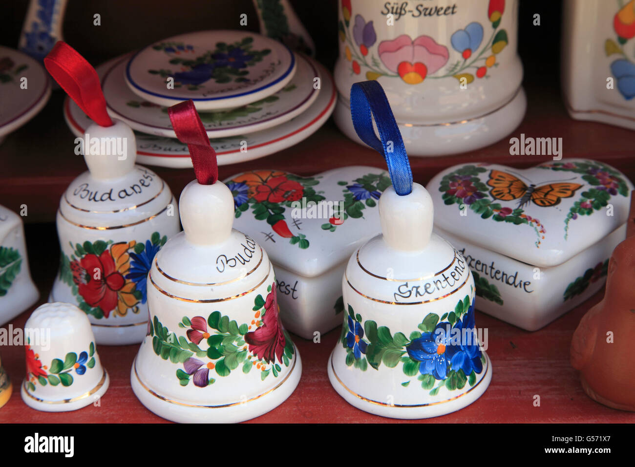 Ceramics souvenirs hi-res stock photography and images - Alamy