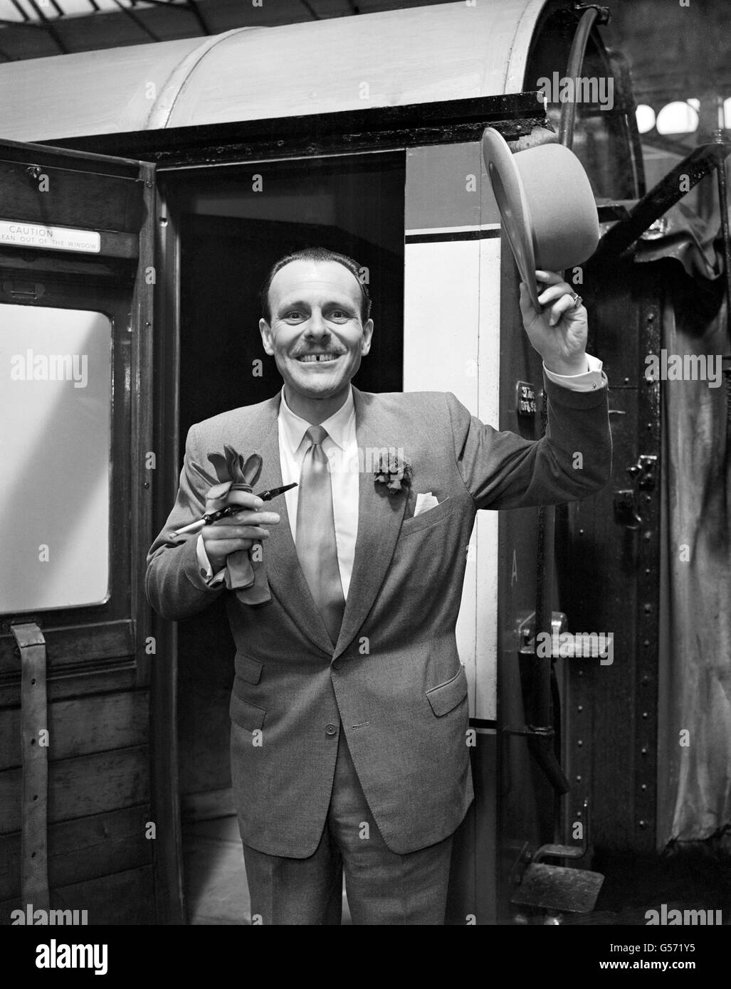 Terry Thomas Actor Stock Photos & Terry Thomas Actor Stock Images - Alamy