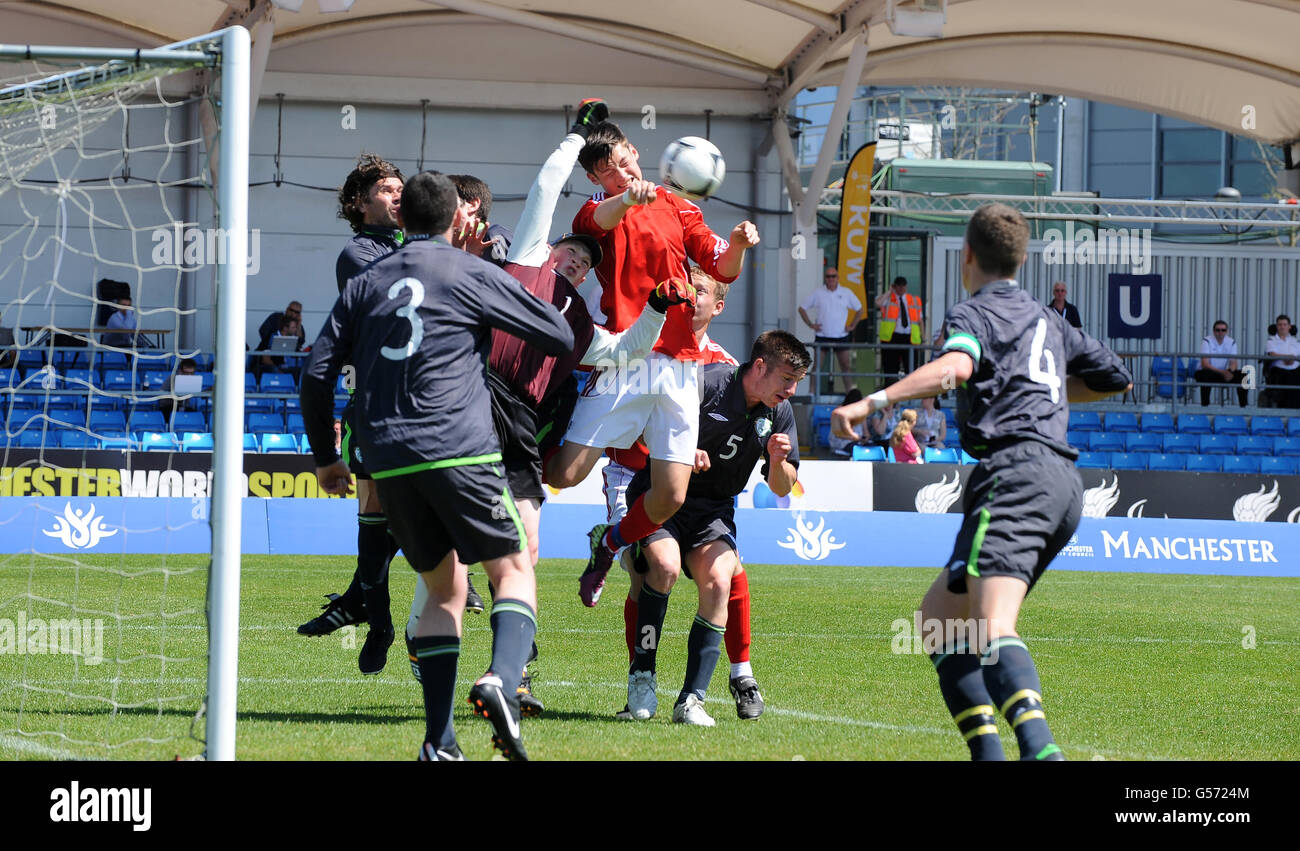 Great Britain's George Fletcher (right) and Republic of Ireland's ...