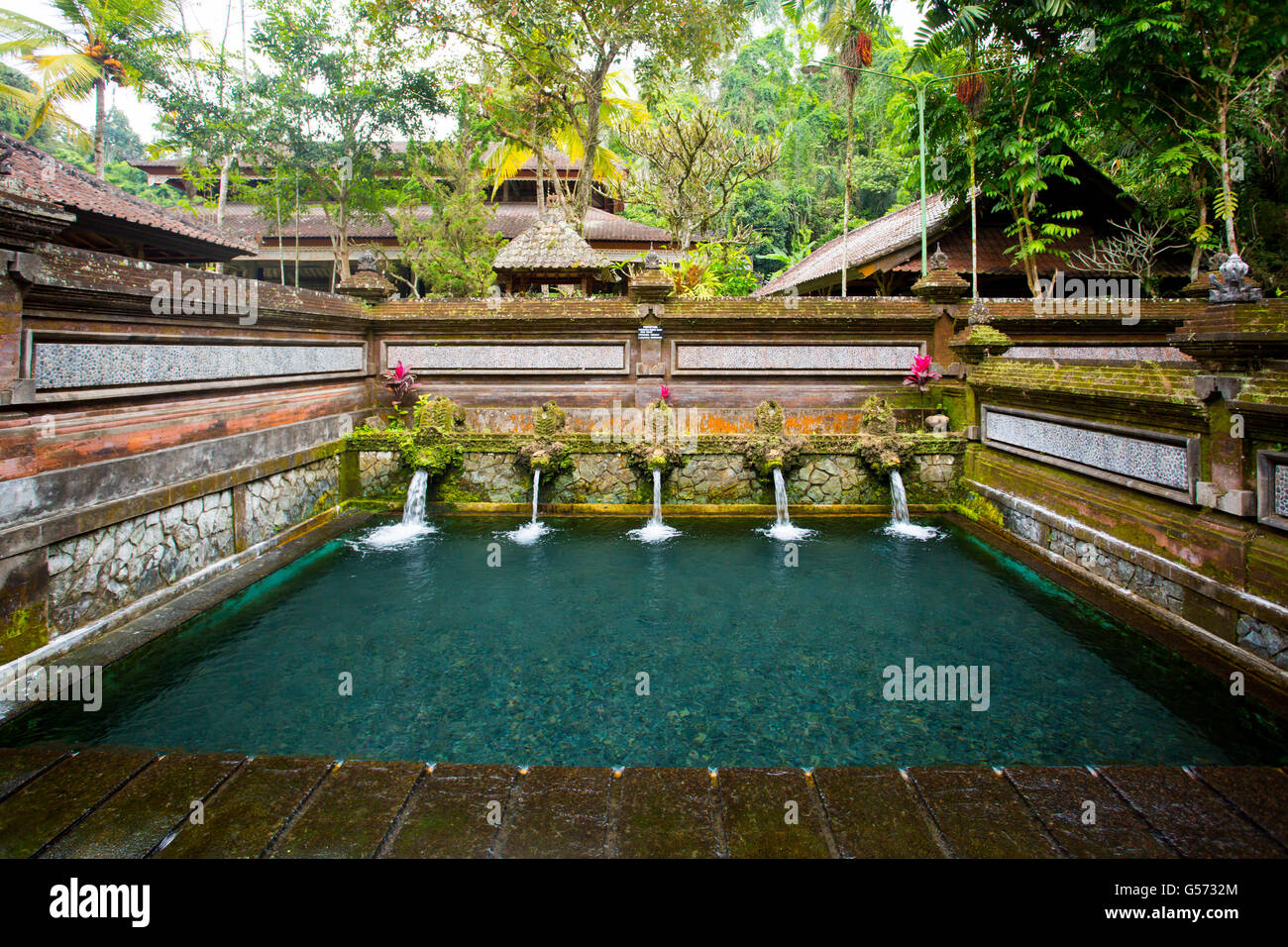 Holy water temple of sebatu hi-res stock photography and images - Alamy