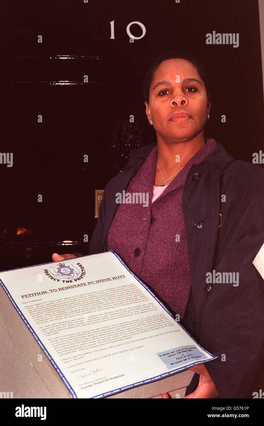 Detective Constable Mona Pope hands in a petition to 10 Downing Street ...
