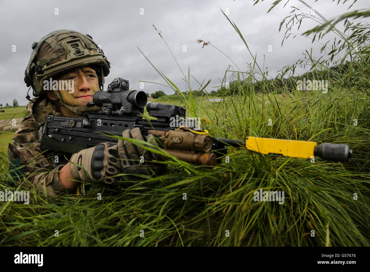 A British soldier with the 3rd Battalion, Parachute Regiment during ...