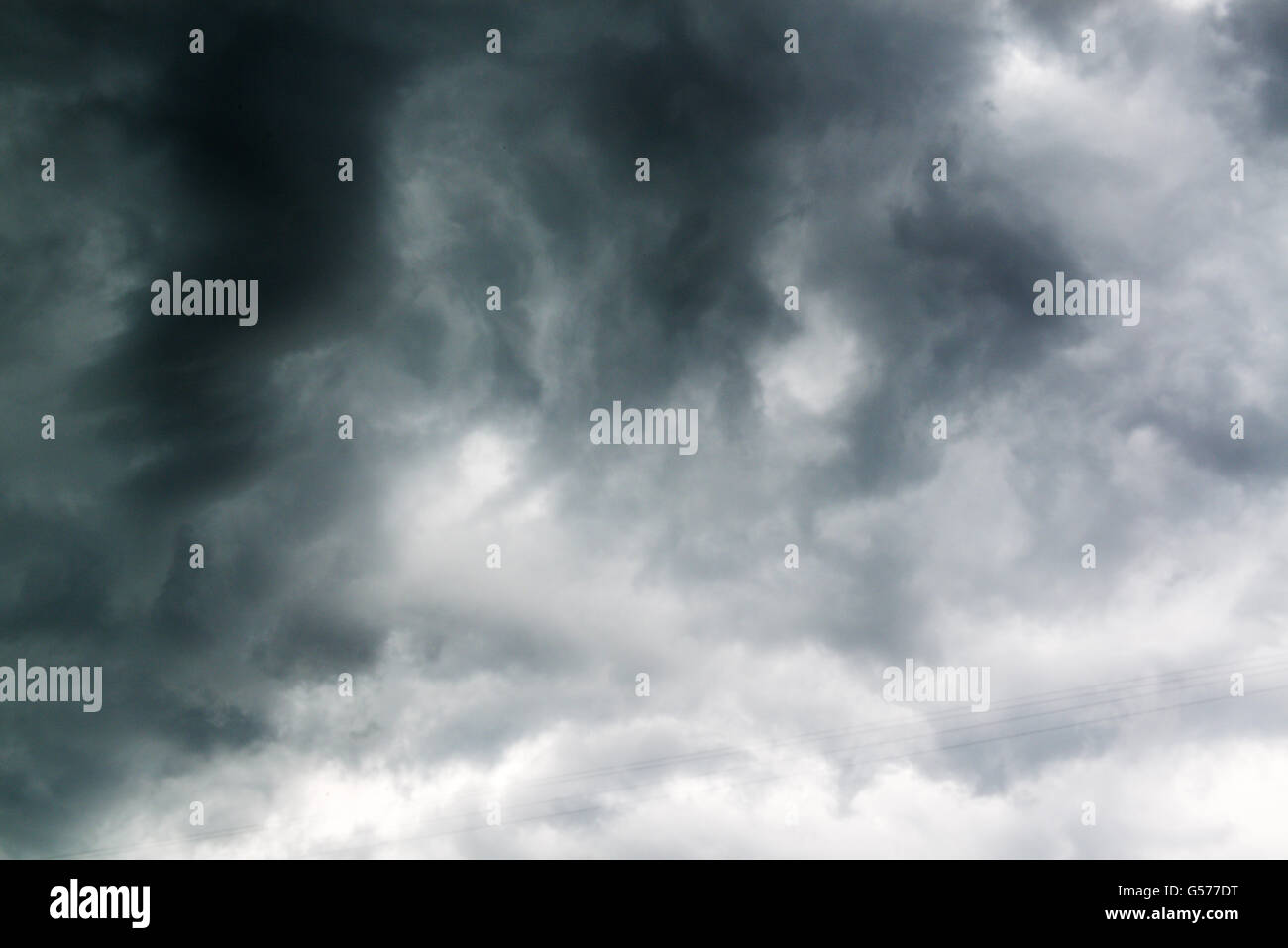 Gloomy sky heavy stormy hi-res stock photography and images - Alamy