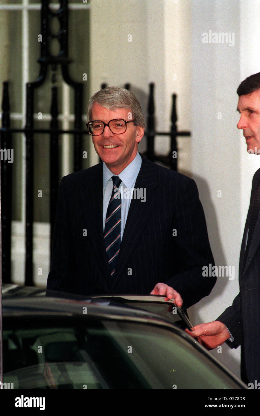 Chancellor john major leaving downing street buckingham palace hi-res ...